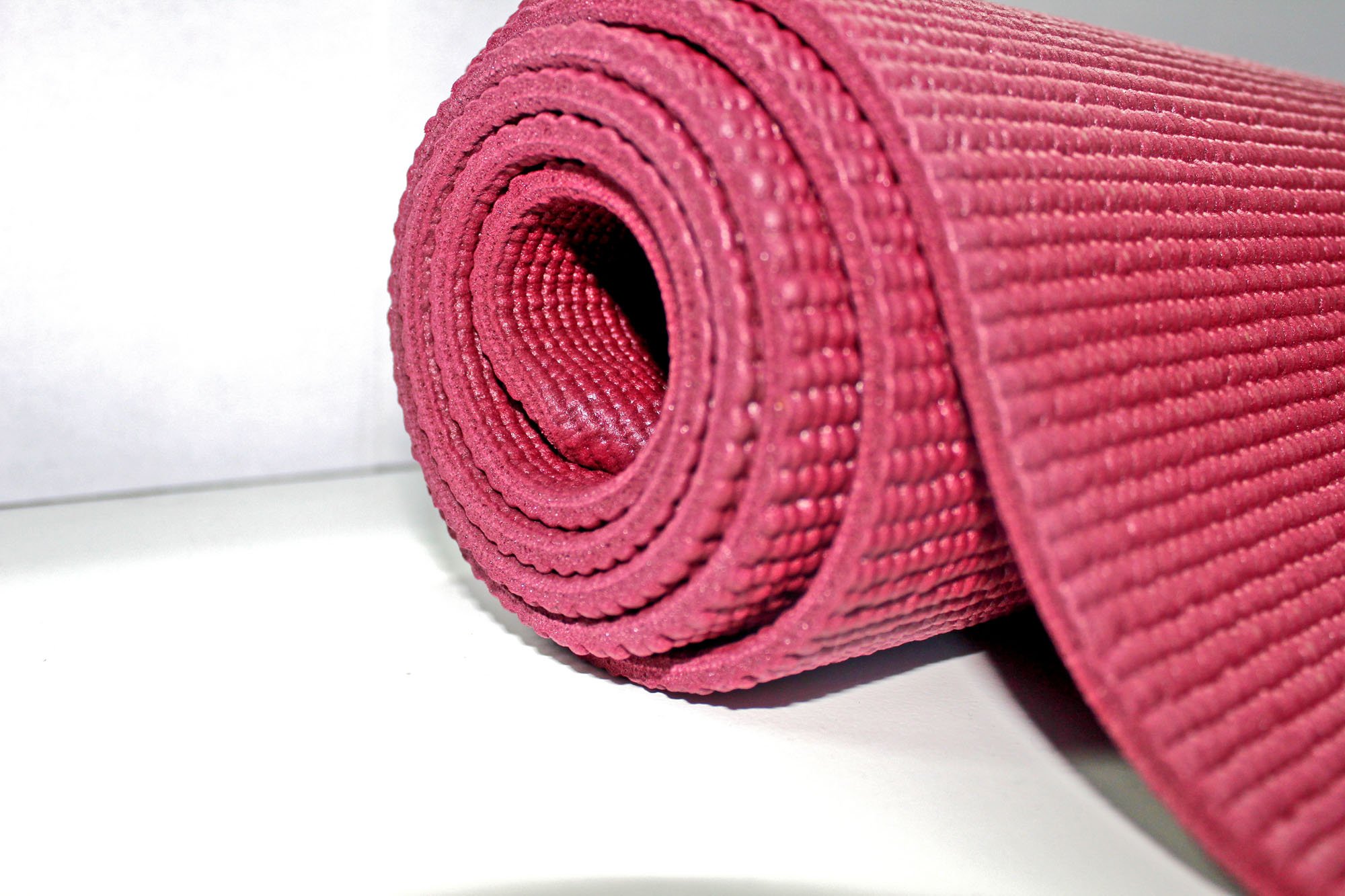 KETTLER YOGA MAT / MATRAS YOGA 68x24"x6mm (Maroon) 102-000 - MG Sports ...